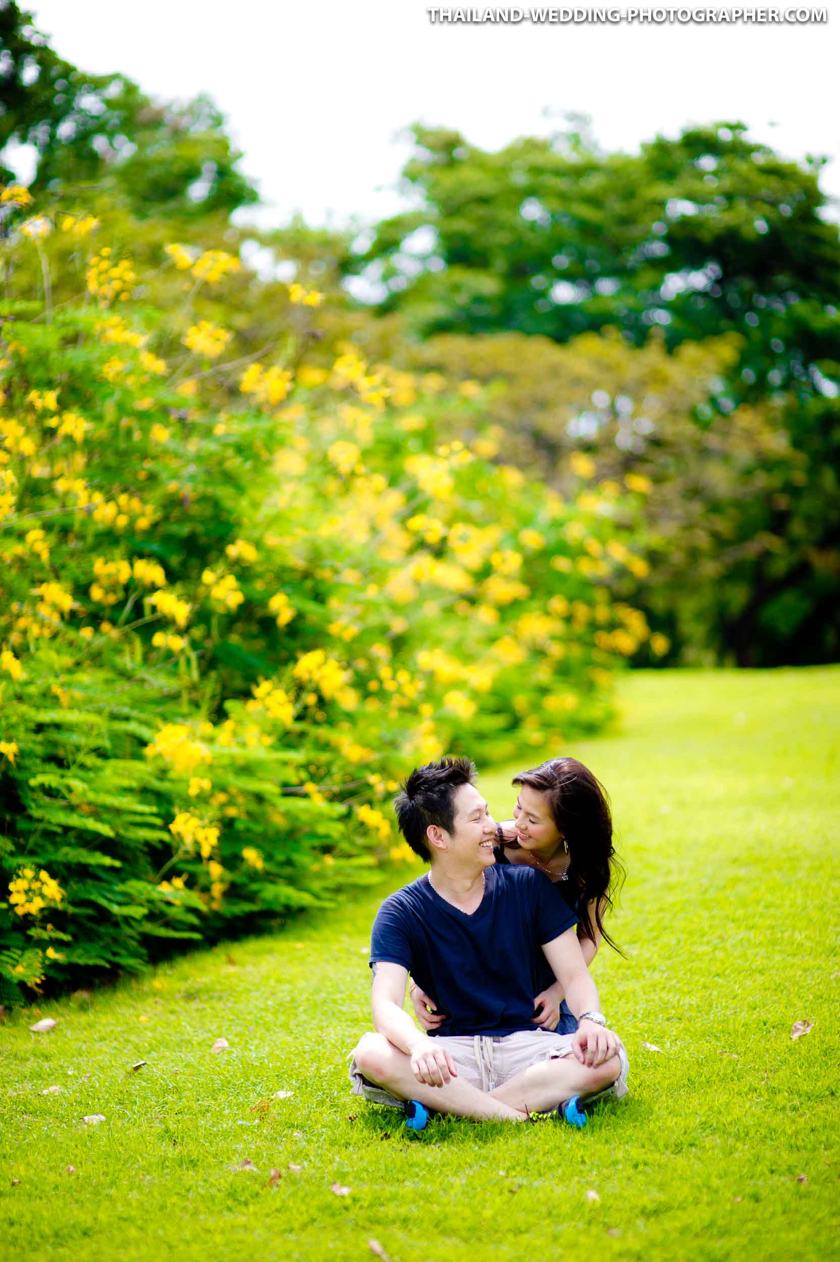 Rod Fai Park (San Rot Fai Park / The Railway Park / Wachirabenchatat ...